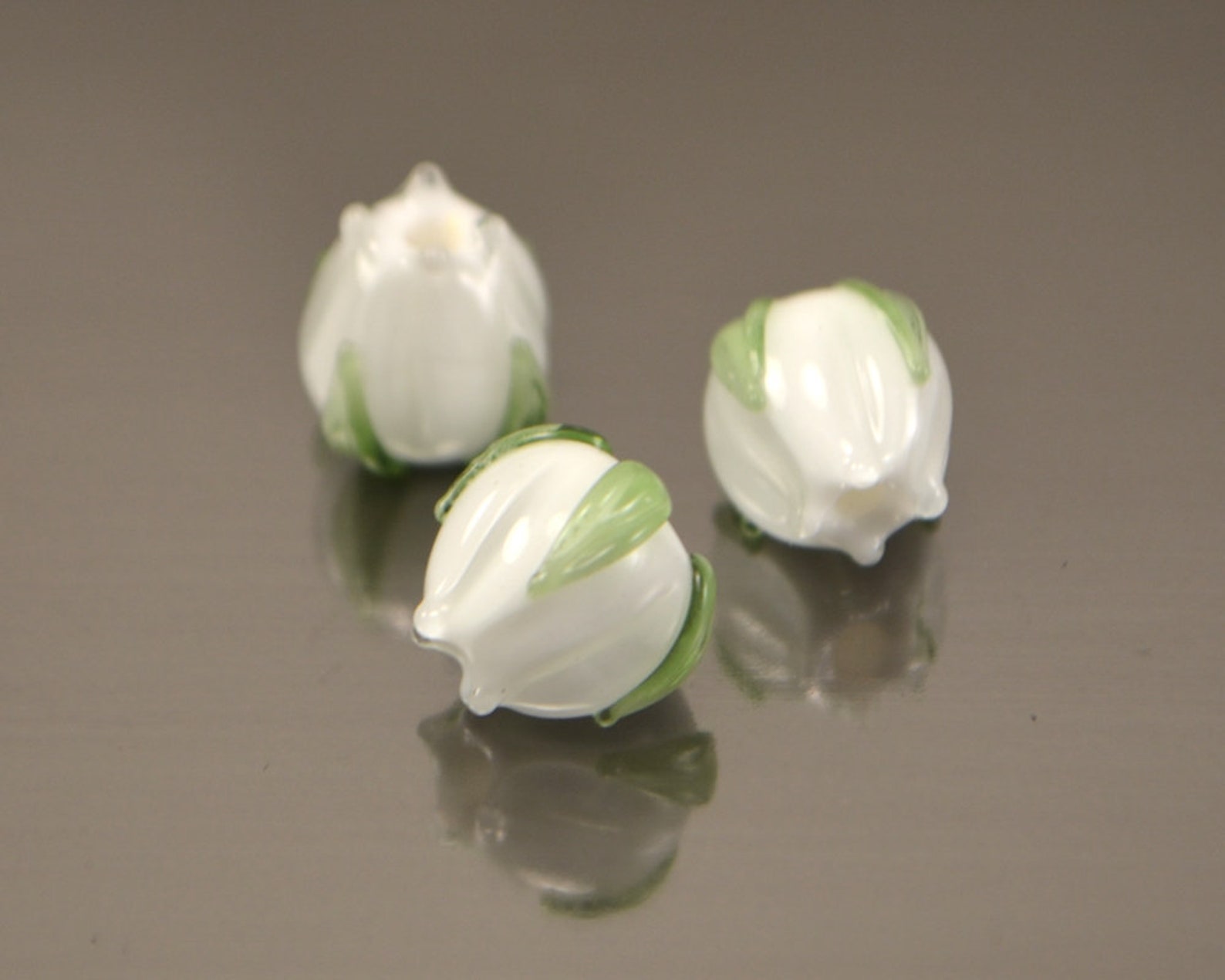 Handmade White Lampwork Flower Beads, Set of 6pcs, Artisan Lampwork ...