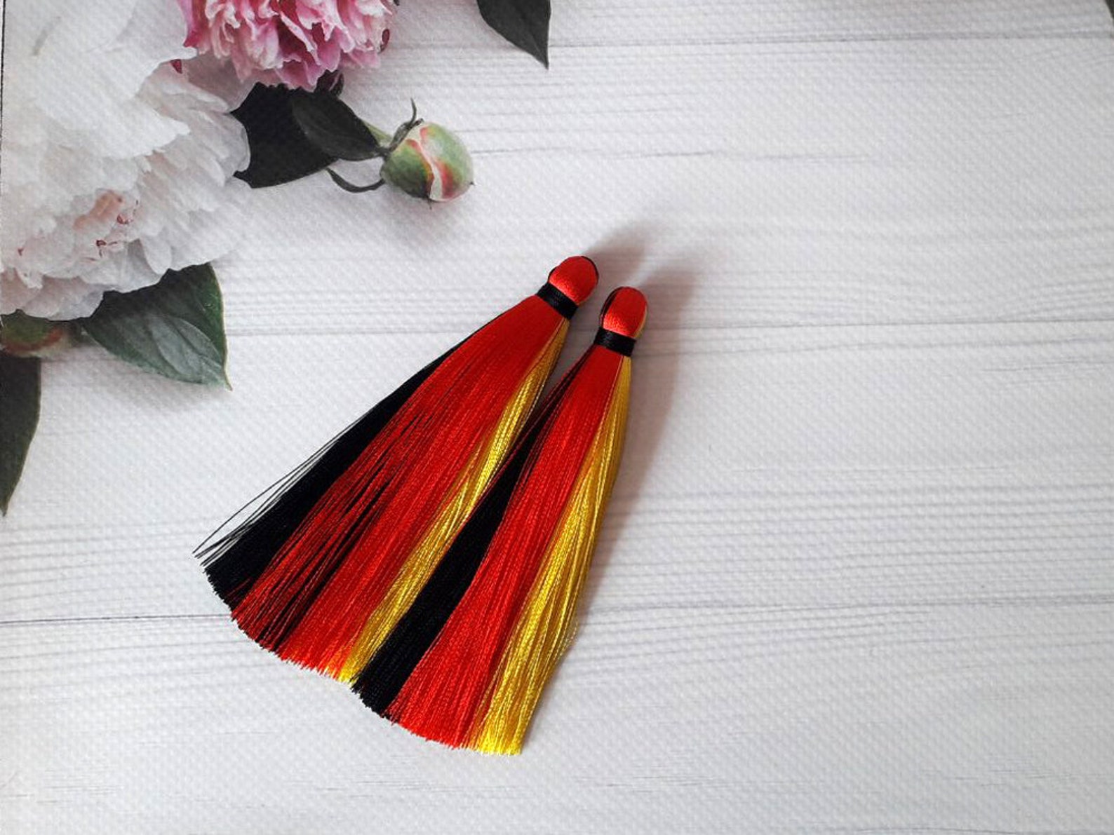 Black Yellow Red Silk Tassels Germany Flag tassels 3 colors | Etsy