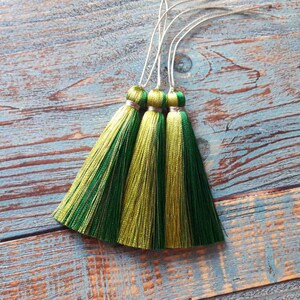 Green Silk Tassels, 3 Inches Tassels, 2 Colors Tassels, Pistachio ...