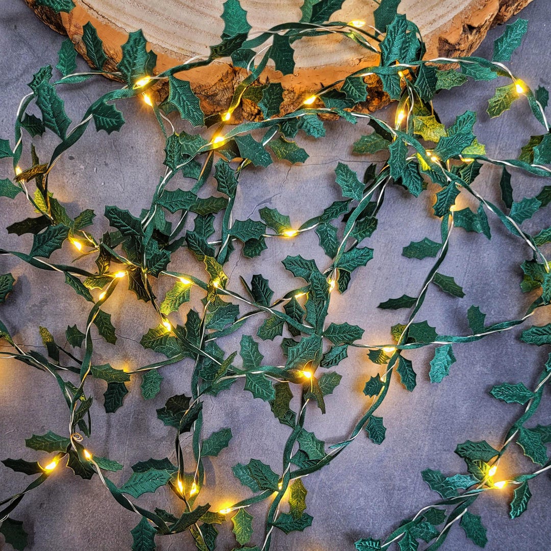 Green Holly Fairy Lights Christmas Table Lit Garland Festive Holiday ...