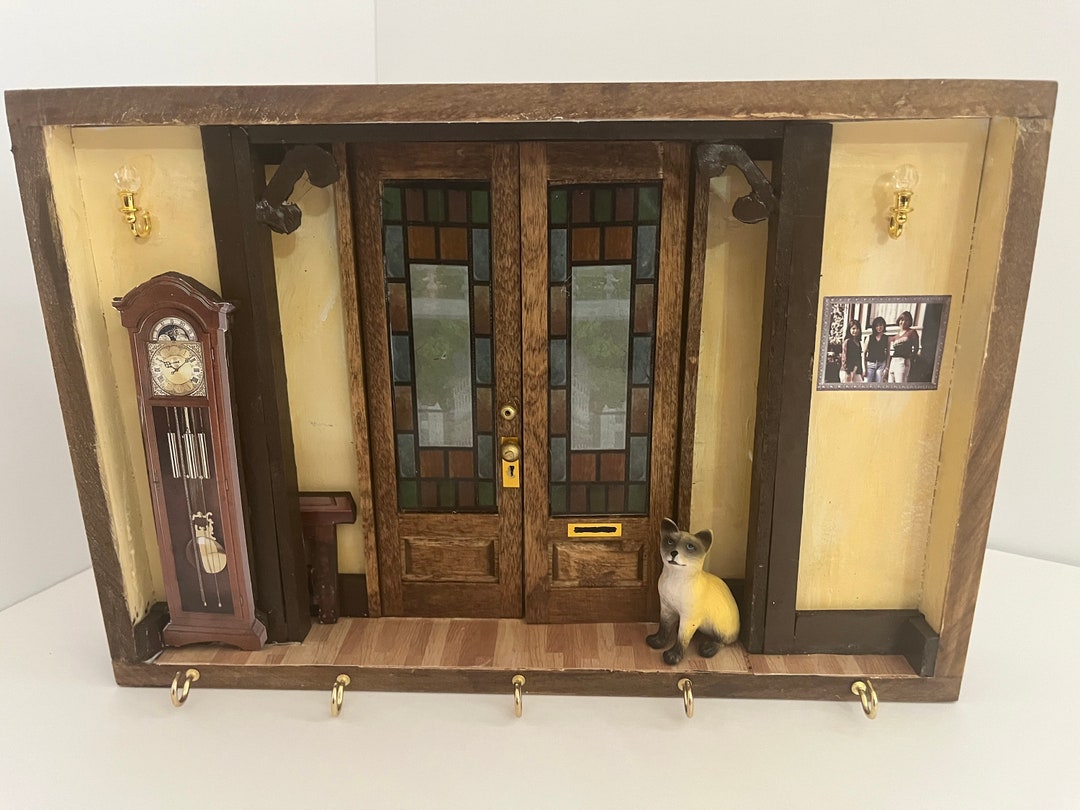 Charmed House Halliwell Manor Door Key Holder Shadow Box Jewelry ...