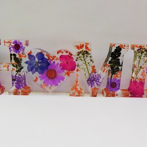 Freestanding Dried Flower Resin Word Signs. Flower Preservation ...
