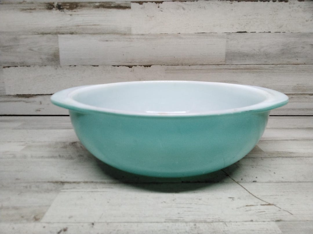 Vintage Turquoise Pyrex Mixing Bowl / Vintage Pyrex / Turquoise Mixing ...