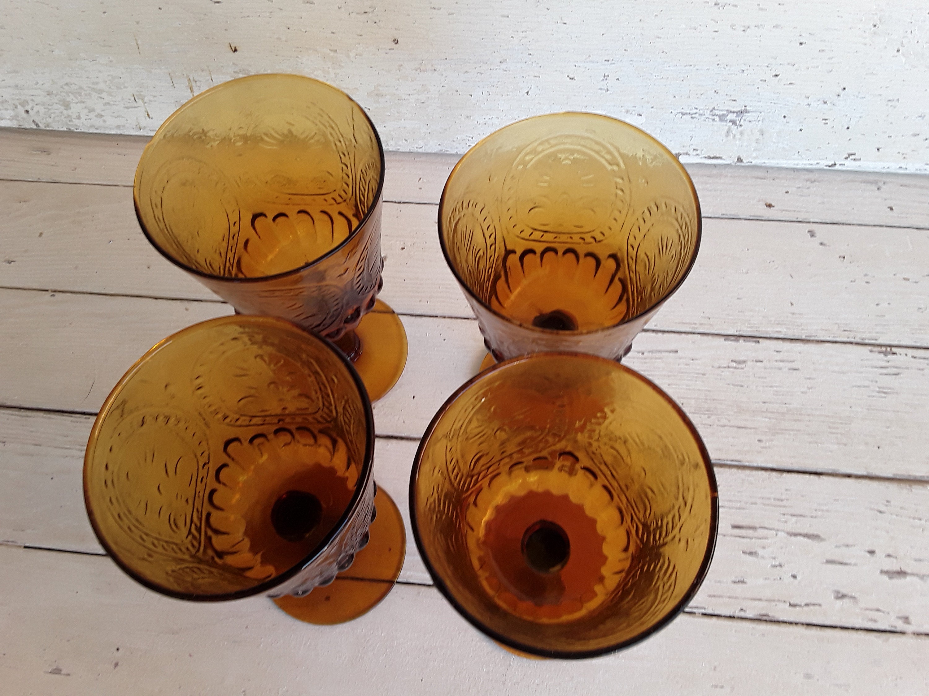 Hermosas copas de color ámbar y marrón profundo hechas de mesa | Etsy