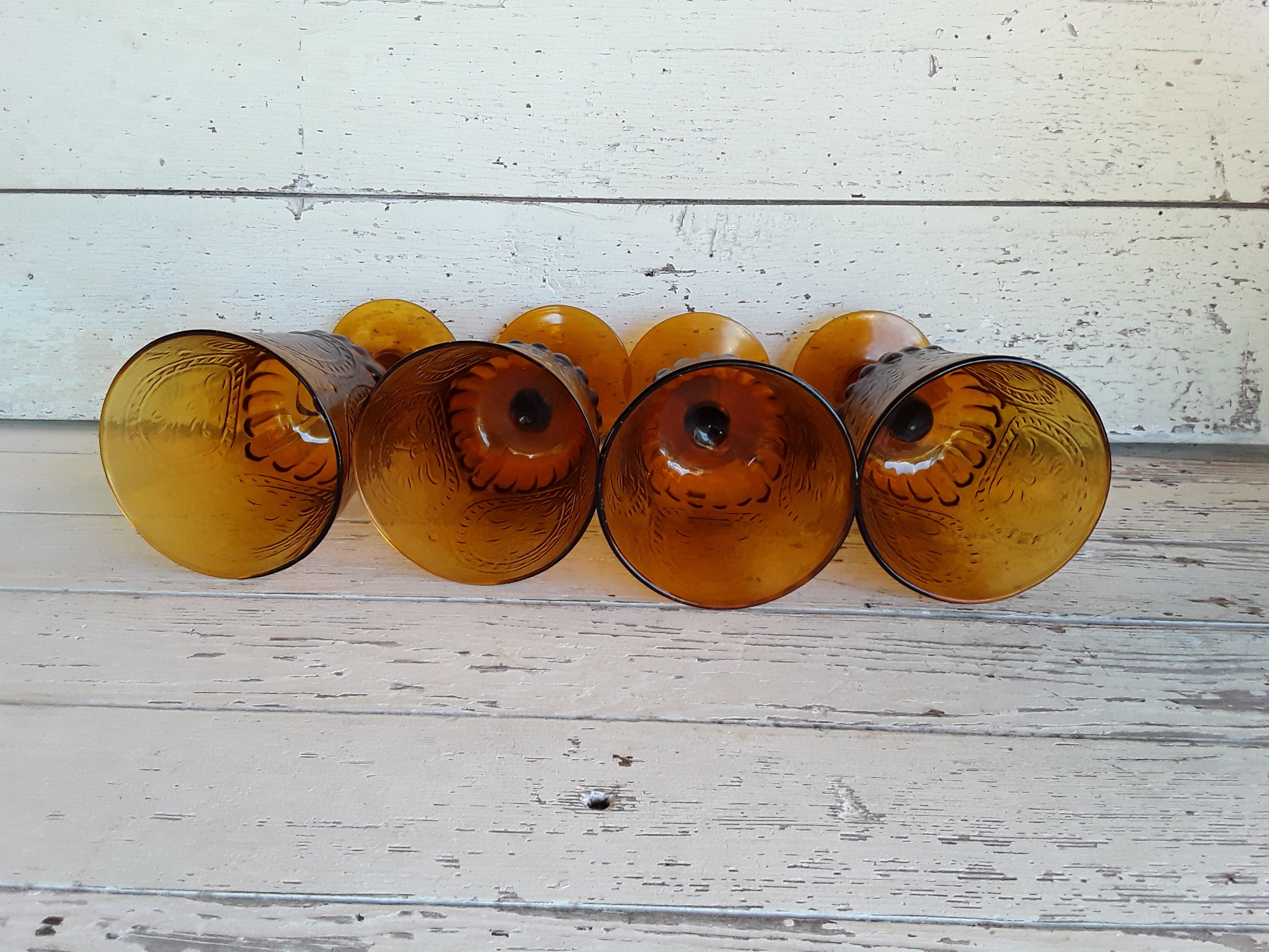 Hermosas copas de color ámbar y marrón profundo hechas de mesa | Etsy