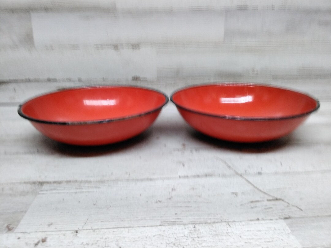 Vintage Set of Red Enamelware Bowls / Red Enamel Bowls / Farmhouse ...