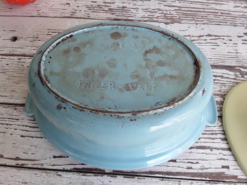 Prizer Ware County Blue With Pale Yellow Lid Enameled Cast - Etsy