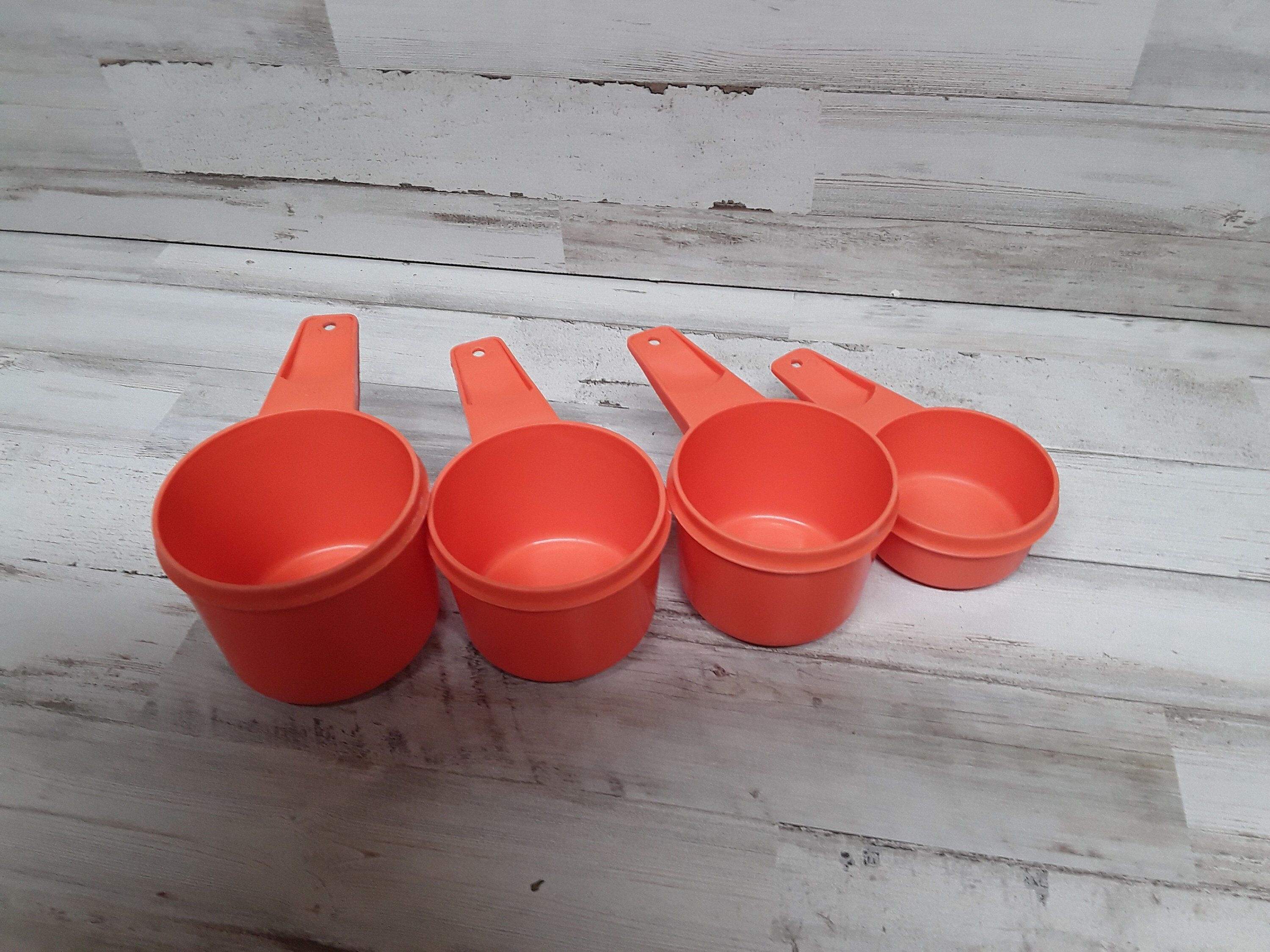 Tupperware Measuring Cups / Orange Tupperware Cups / Vintage Tupperware ...