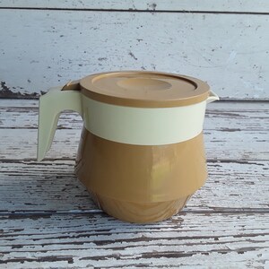 Vintage Mid Century Bolta General Tire Plastic Pitcher / Carafe MOD ...