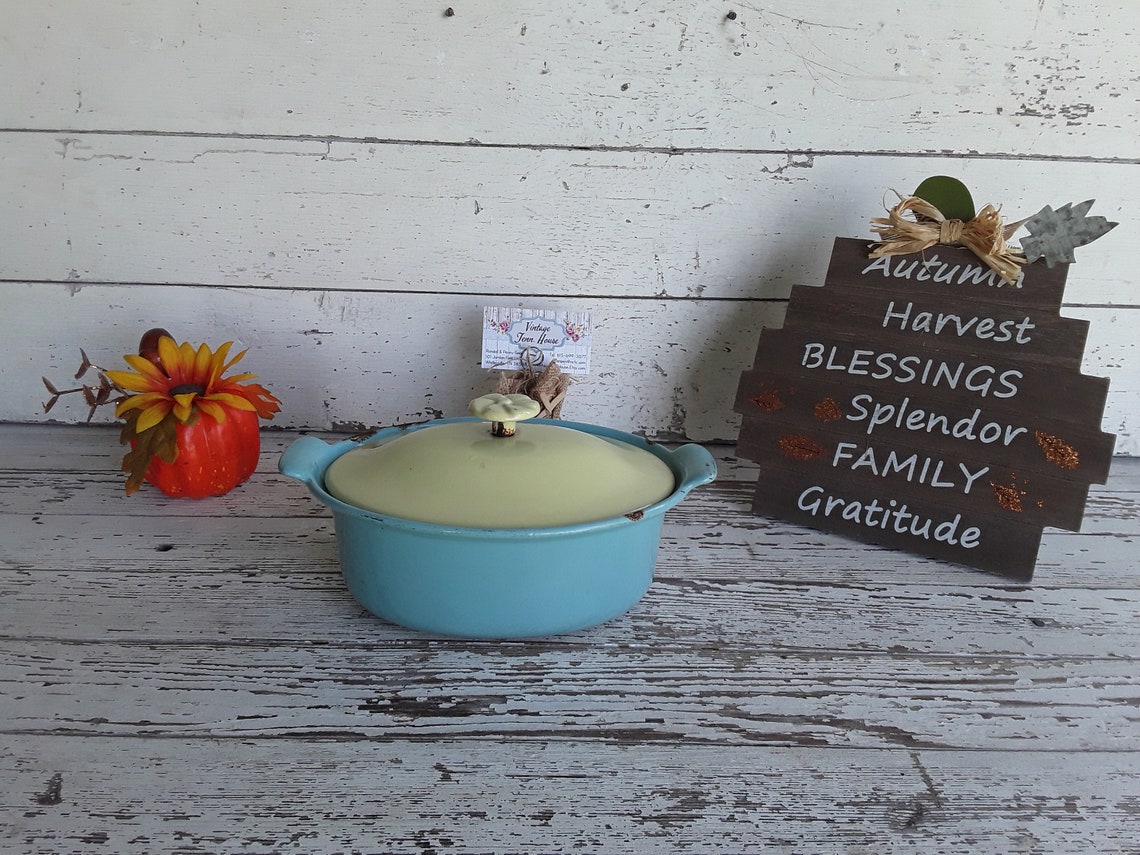 Prizer Ware County Blue With Pale Yellow Lid Enameled Cast - Etsy