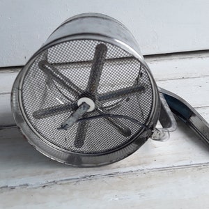 Foley Flour/powered Sugar Sifter, Vintage Foley Sifter - Etsy