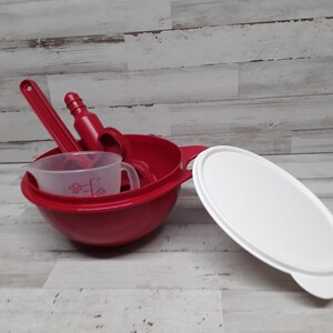 Tupperware Kids Baking Set Single Person Baking Set Tupperware ...