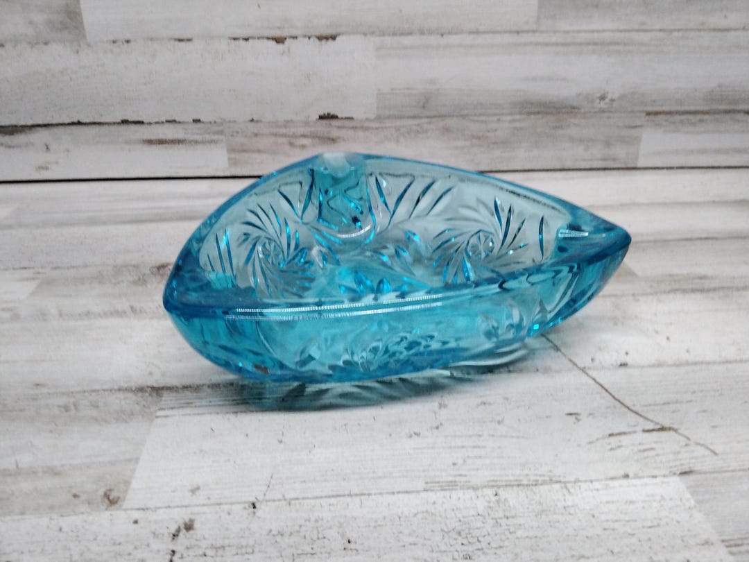 Vintage Hazel Atlas Turquoise Triangle Ashtray / Pressed Glass Ashtray ...