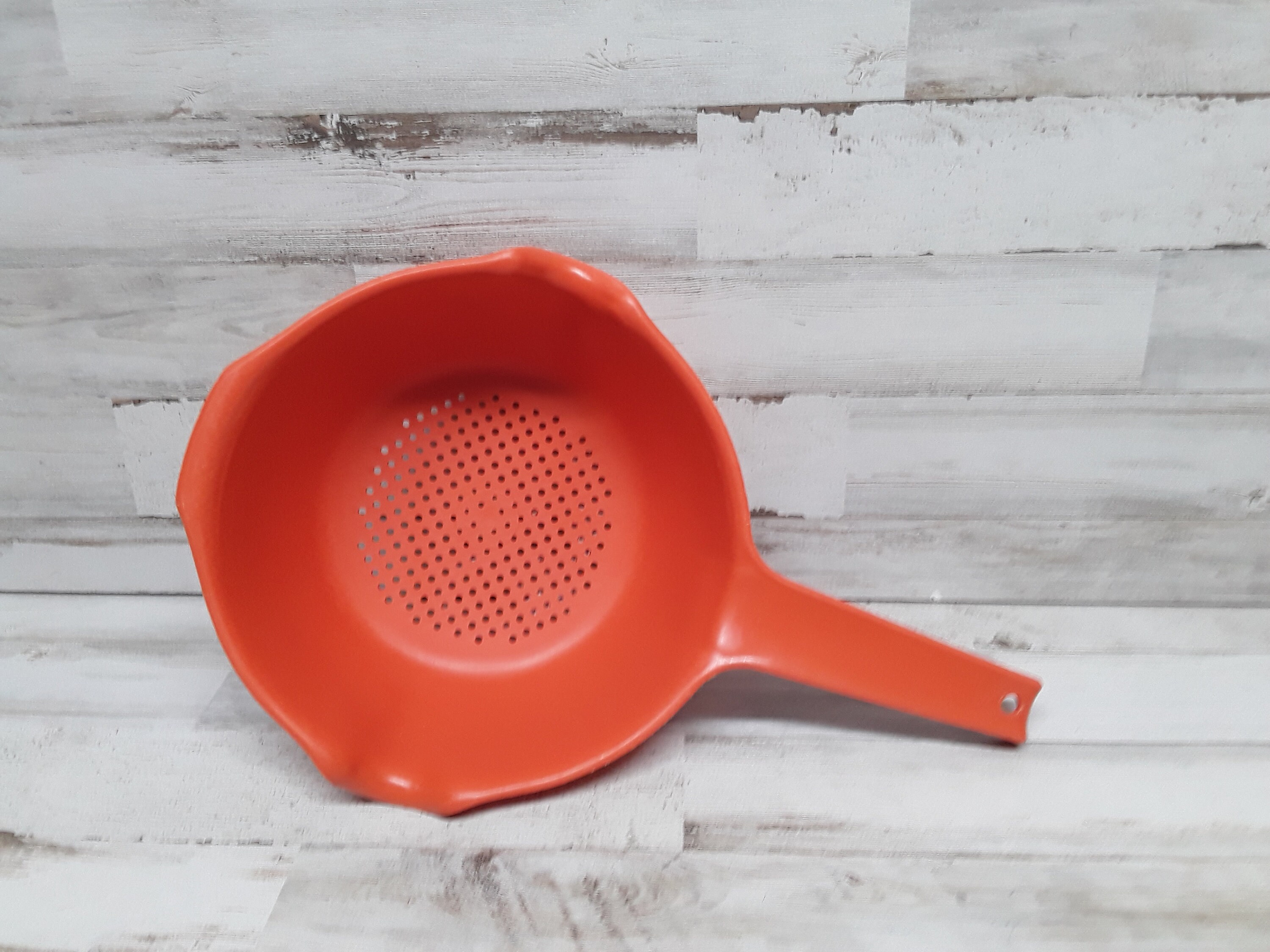 Rubbermaid Colander / Orange Rubbermaid Colander / | Etsy