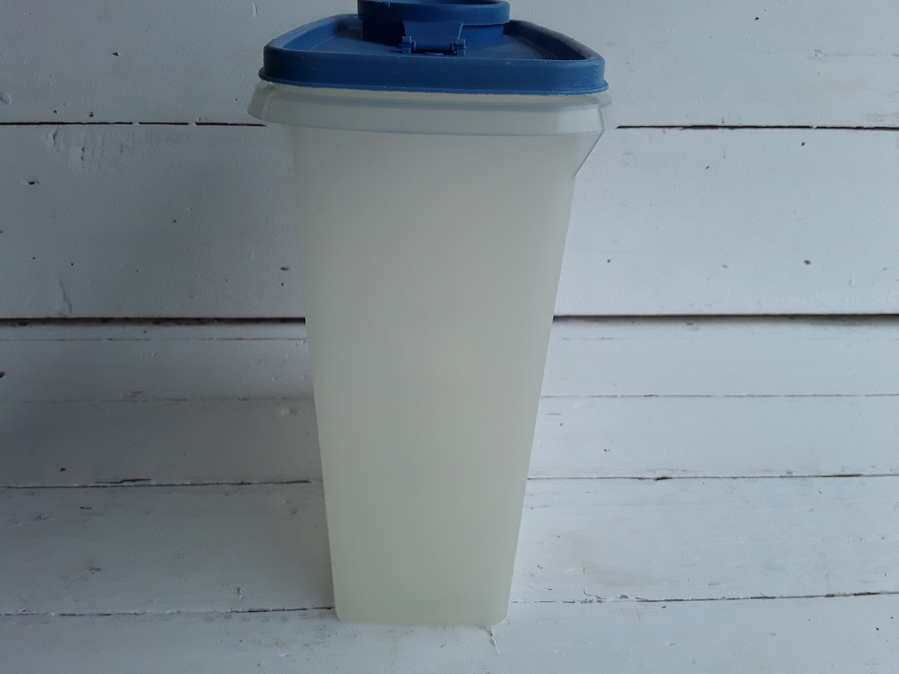 Vintage Tupperware Blue Lid Cereal/storage Container Cereal - Etsy