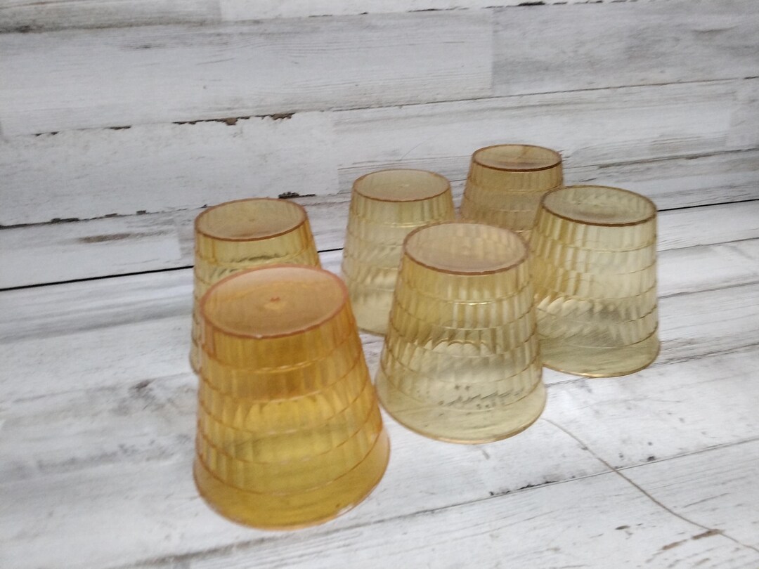 Vintage Plastic Tumblers - 6 Colored Oatmeal Glasses - Etsy