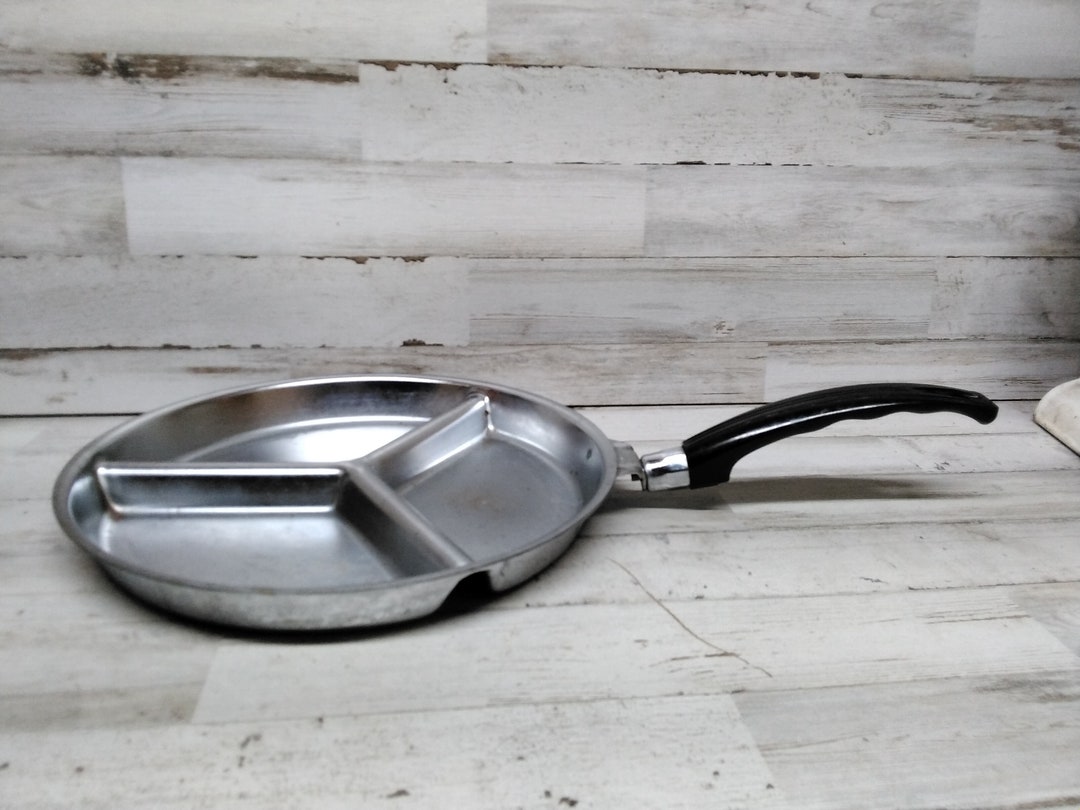 Vintage Everedy Sectioned Breakfast Pan / Divided Camp Cooking Skillet ...