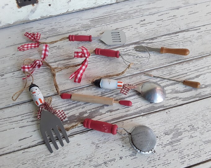 Vintage Christmas Miniature Kitchen Utensils, Kitchen Christmas Tree ...