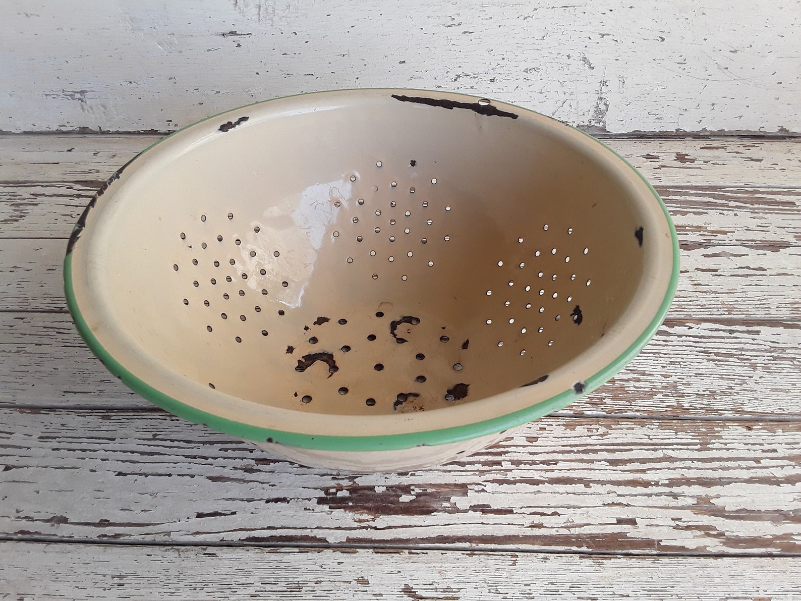 Cream and Green Enamel Colander Vintage French Cream and Green | Etsy