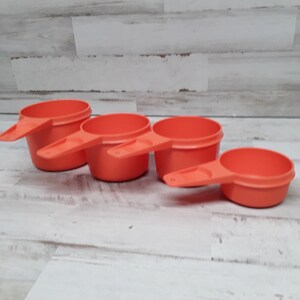 Tupperware Measuring Cups / Orange Tupperware Cups / Vintage Tupperware ...