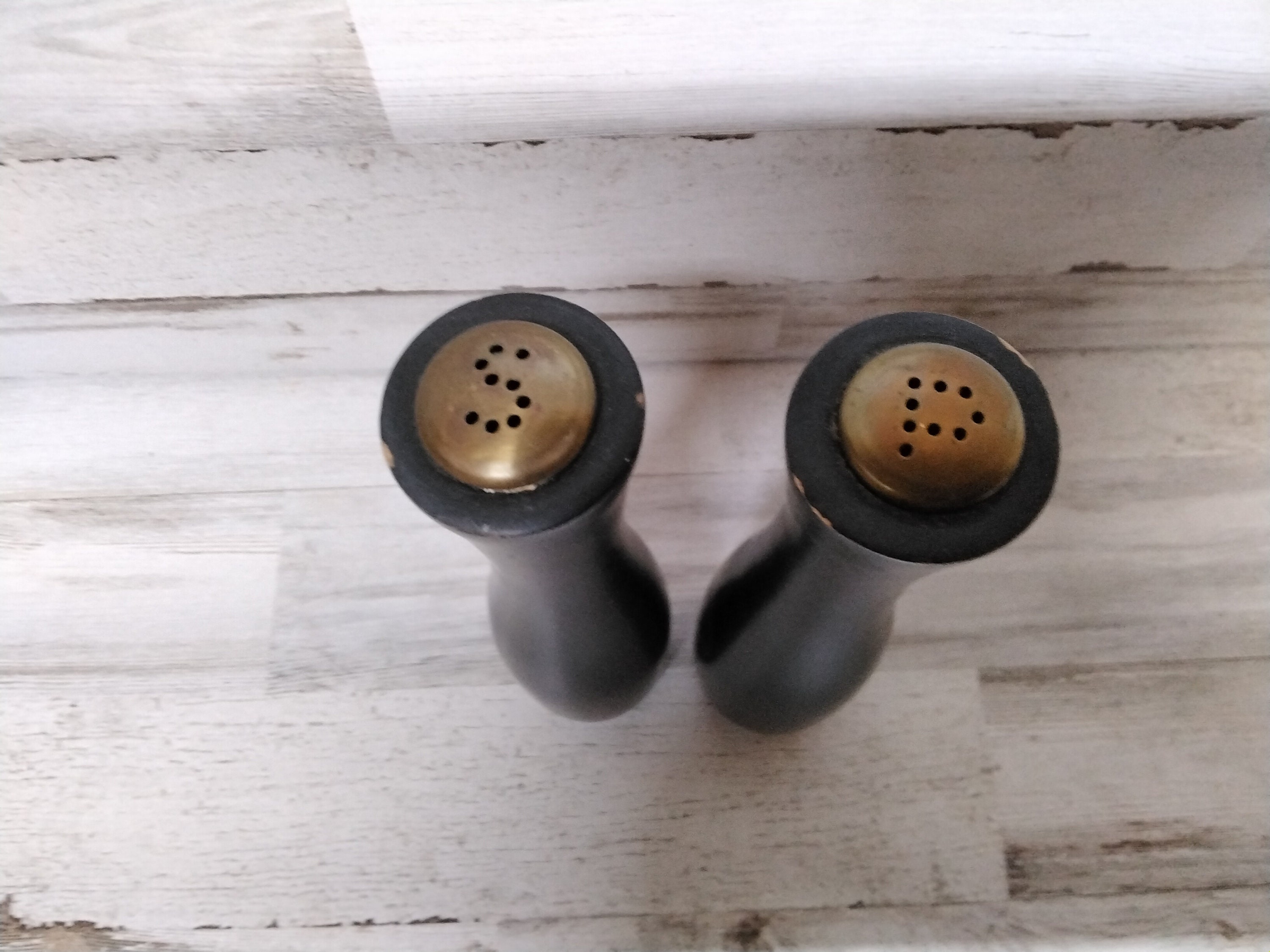 Mid Century Modern / MCM Salt and Pepper Shakers / Vintage - Etsy