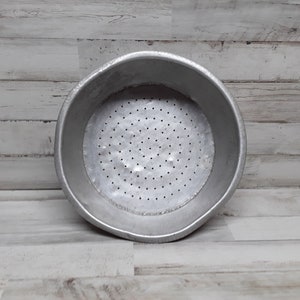 Aluminium Stainer/colander Bowl / Dishpan Stainer / Vegetable Stainer ...