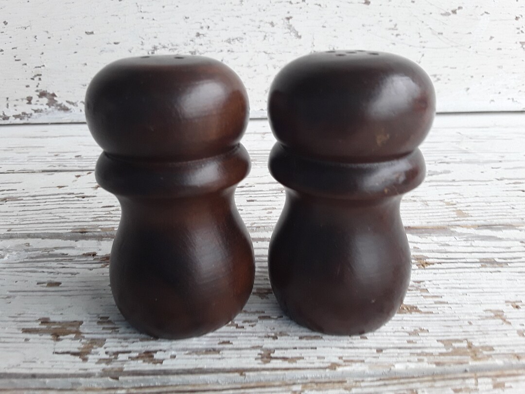 Vintage Wooden Small Salt & Pepper Shakers Mini Simple Primitive Rustic ...