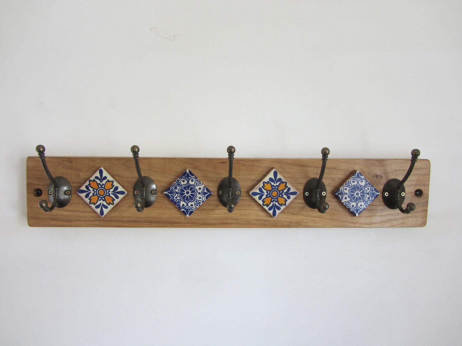 Mexican Style Solid Oak 5 Hook Coat Hooks / Robe Hooks Iron Hooks ...
