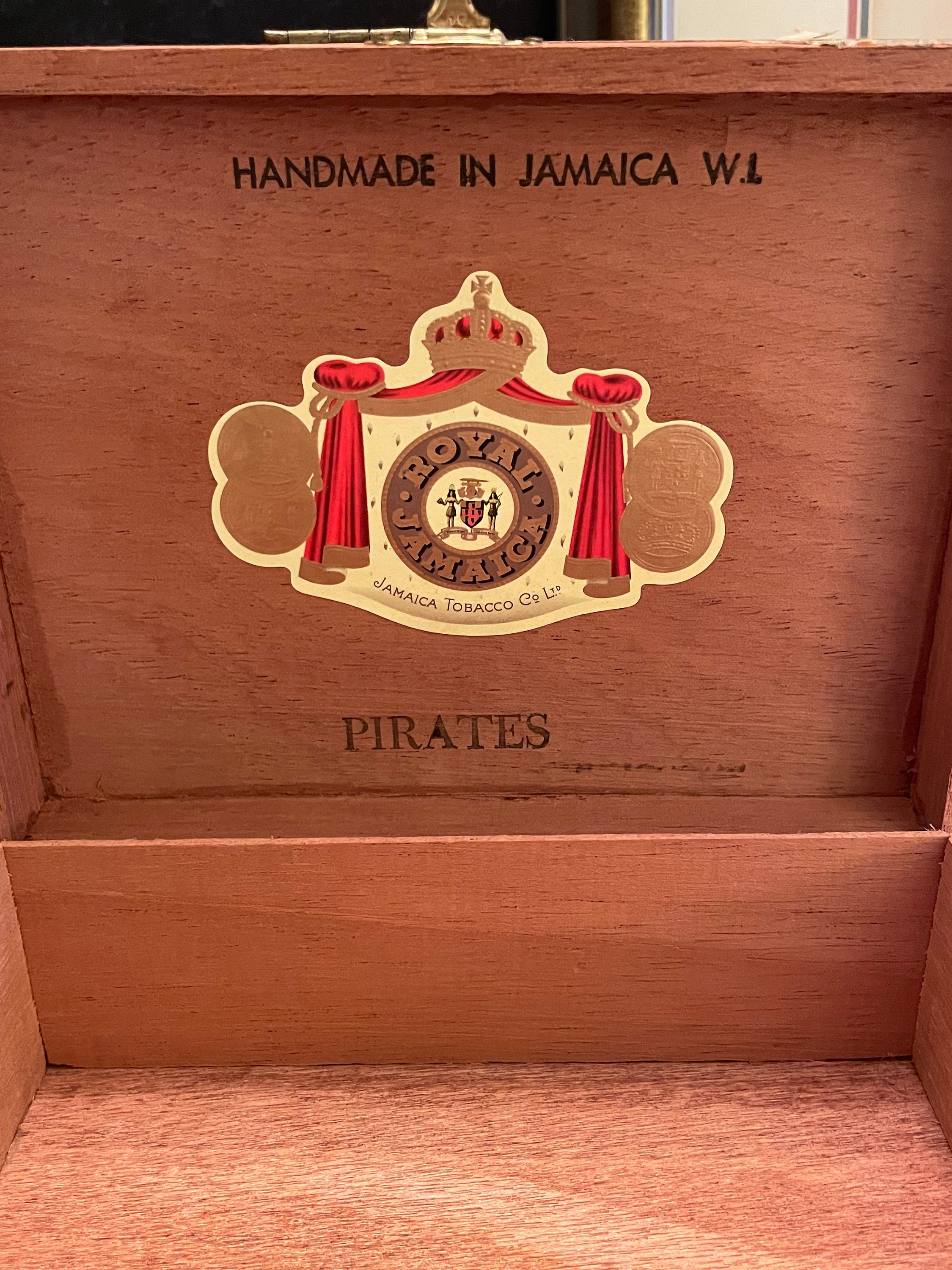 Two Old Wooden Cigar Boxes Empty Royal Jamaica Tobacco Company Thompson ...