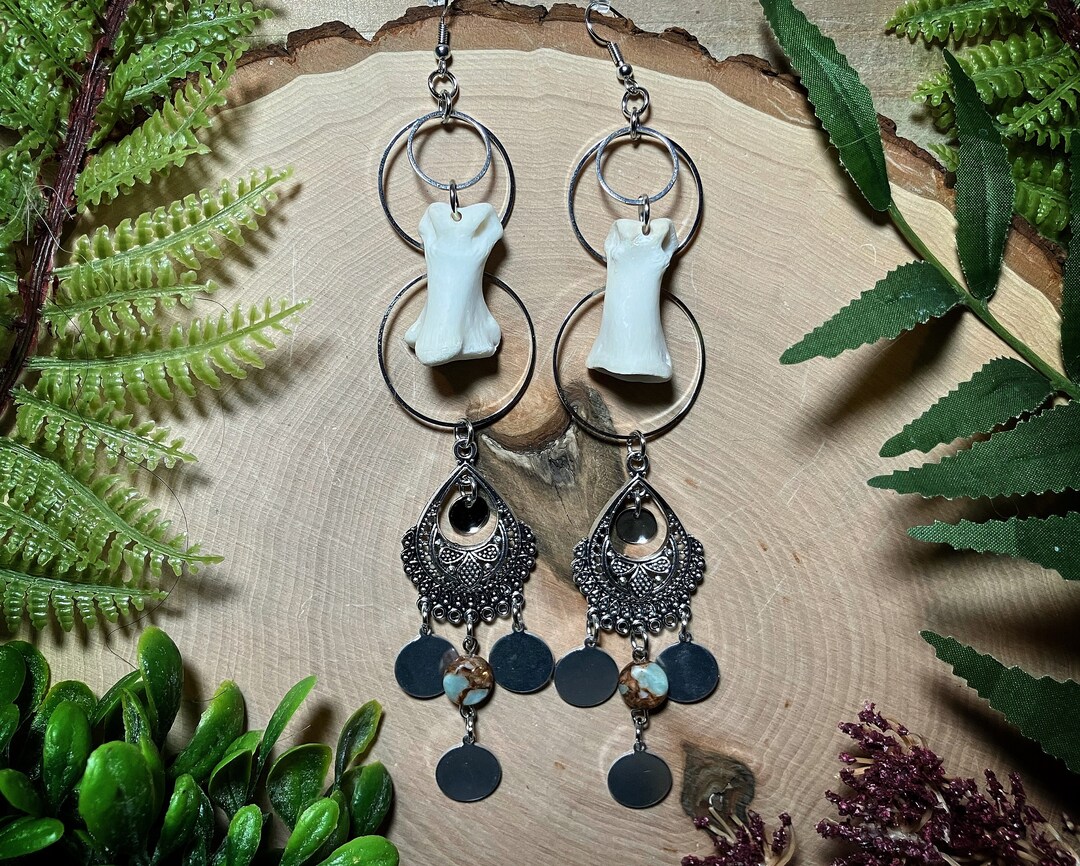 Bone Jewelry | Alligator Toe Bone and Imperial Jasper Chandelier ...