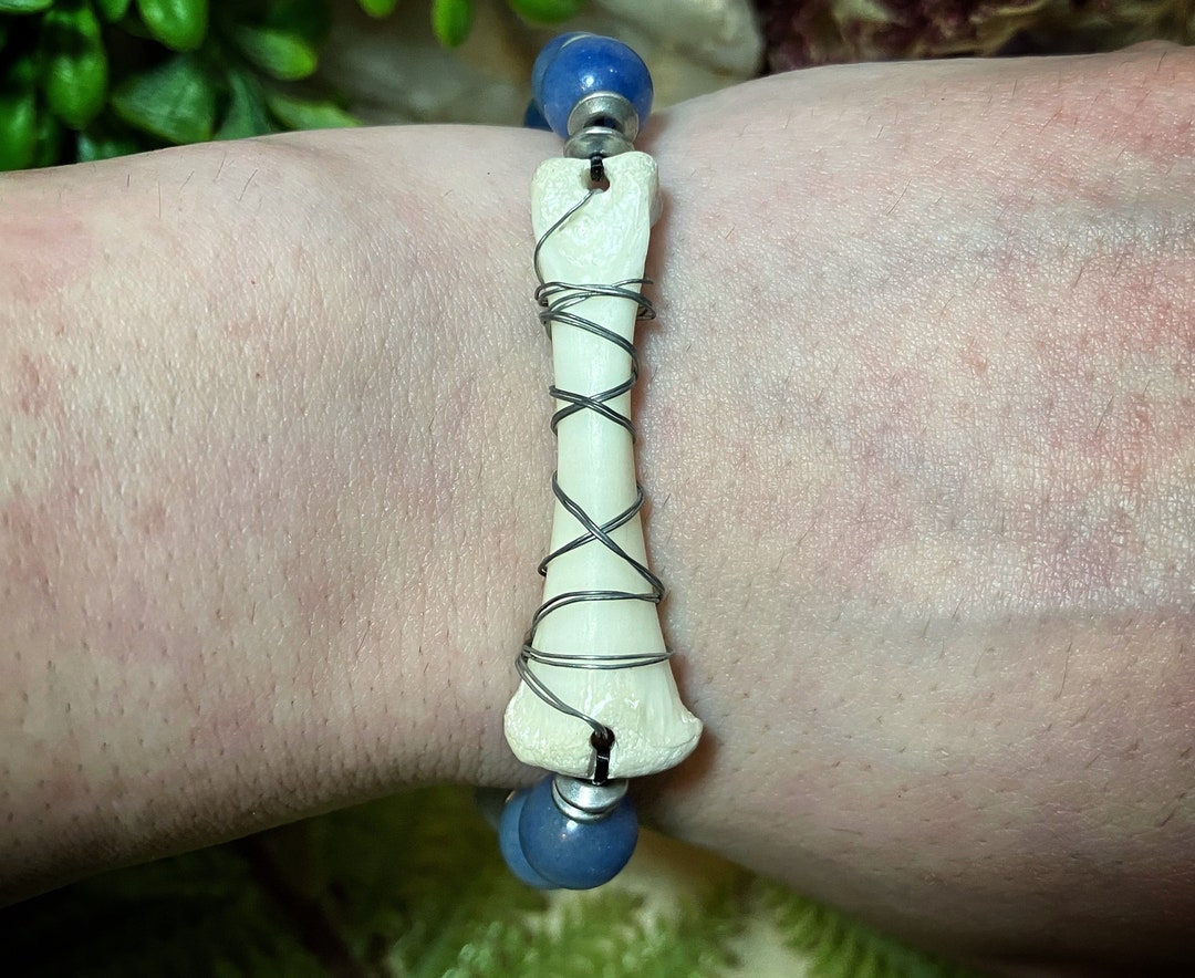 Bone Bracelet Alligator Foot Bone and Blue Aventurine Beaded Bracelet ...