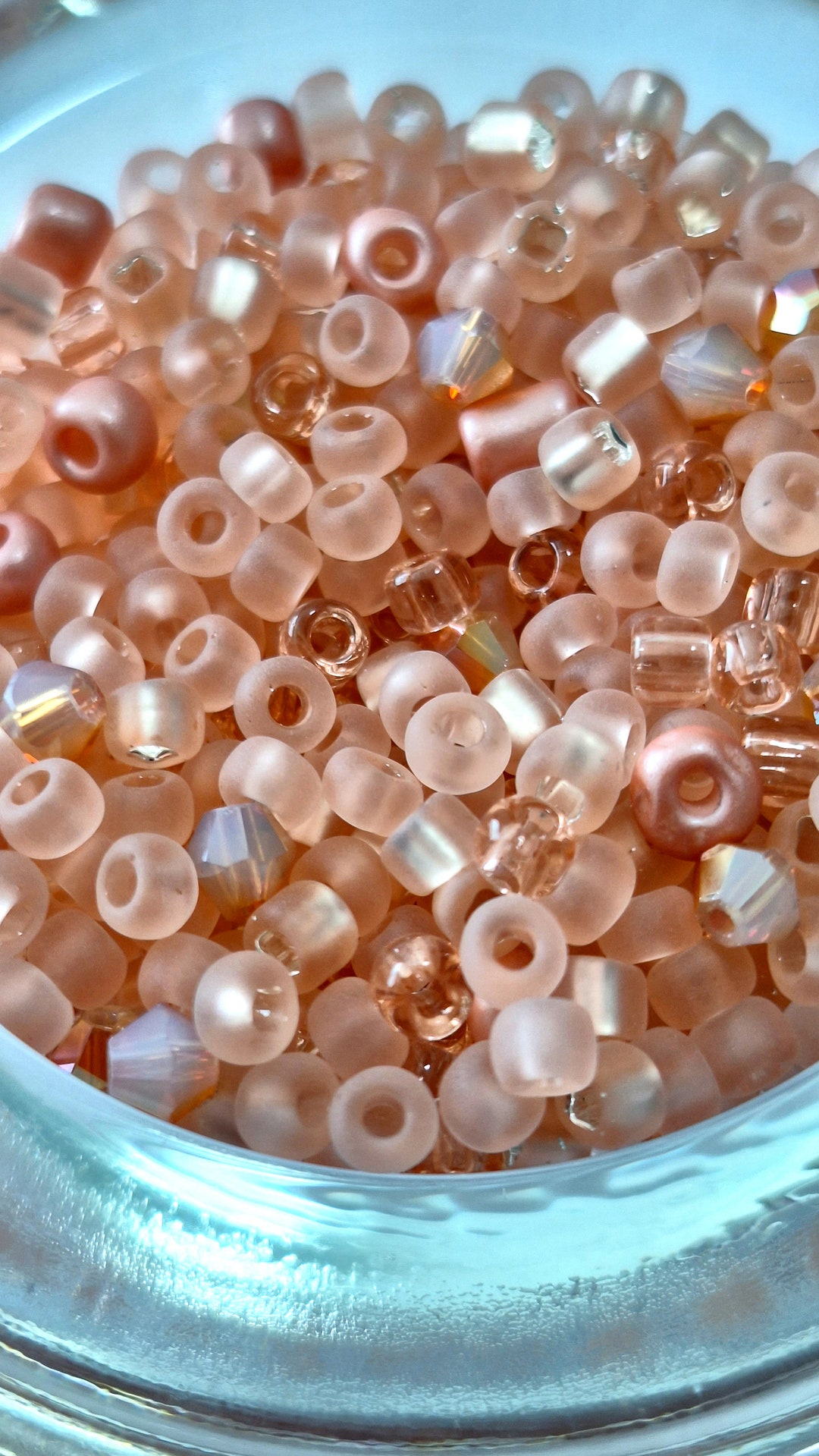 6/0 Peach Puff Seed Bead Mix, 50 Grams, 4mm Glass Seed Beads, 1.75 Oz ...