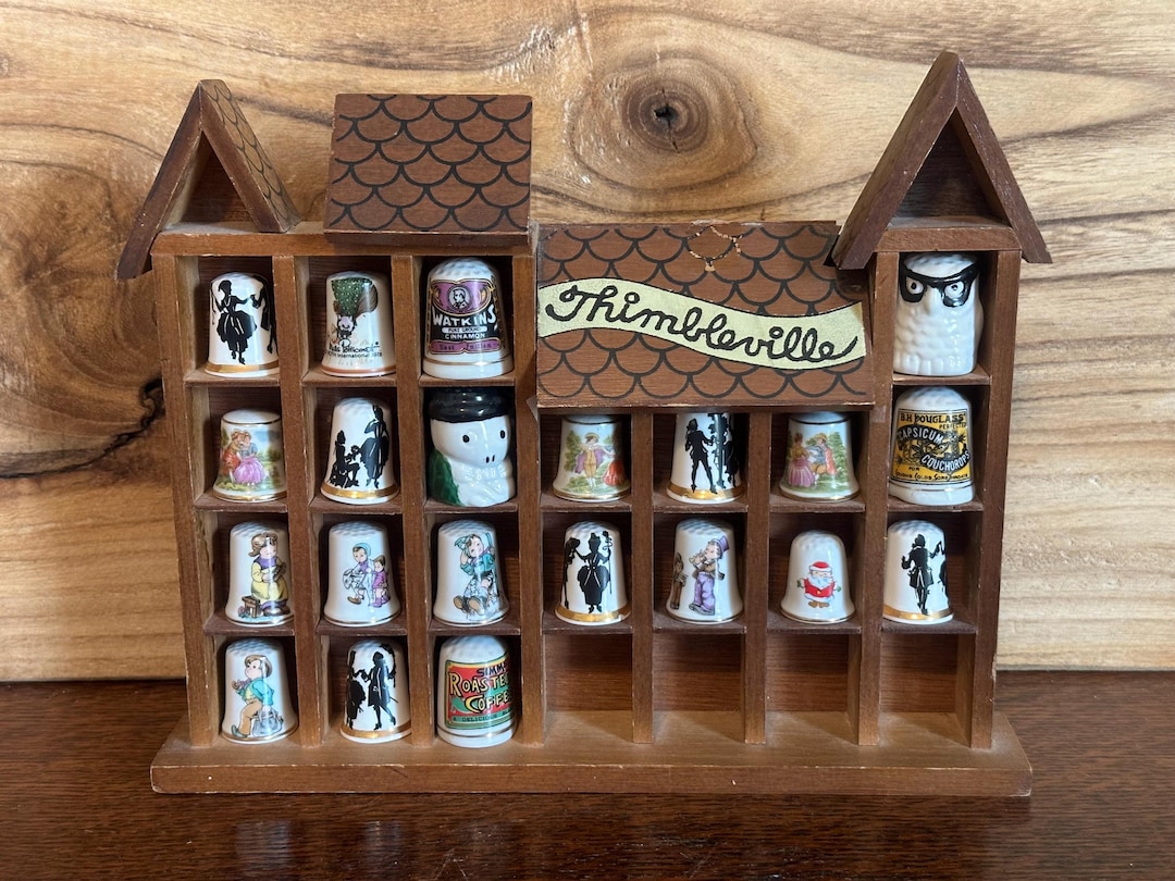 Vintage Thimbleville Wooden Trinket Wall Hanging Shelf - 21 Porcelain ...