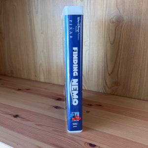 VINTAGE 2000’s Walt Disney’s Finding Nemo on VHS - Etsy