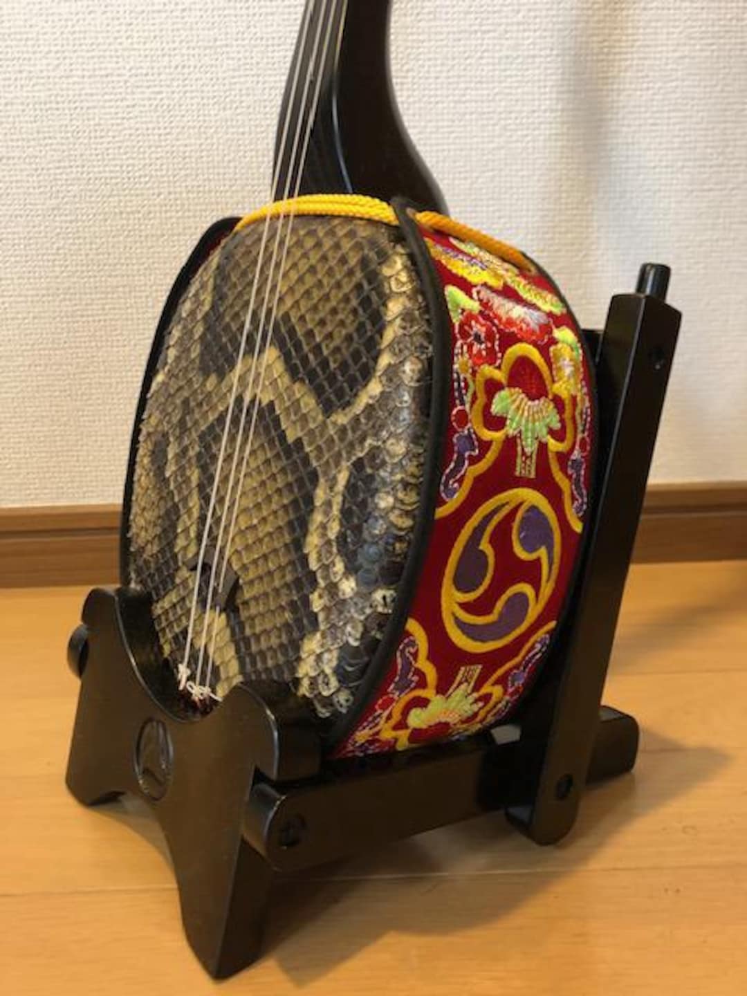 Okinawa Sanshin Okinawa Shamisen Okinawa Guitar Japanese Shamisen ...