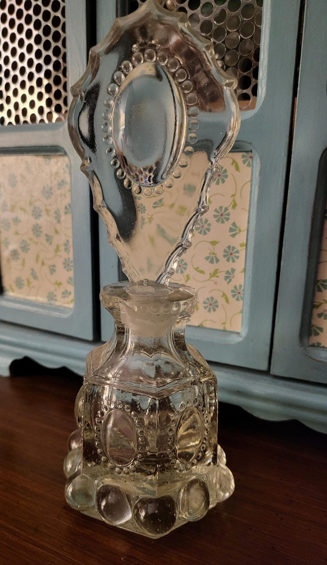 1940's LE Smith Glass Company Pressed Glass Perfume Bottle With Stopper ...