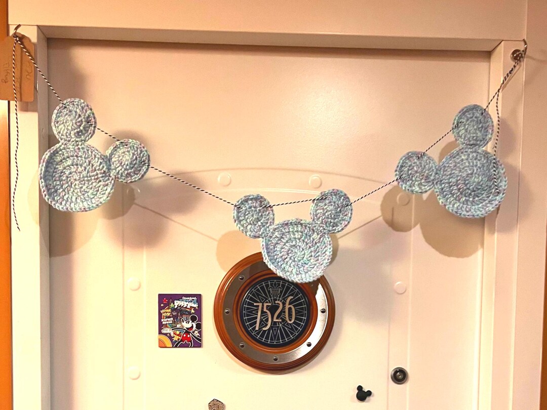 CUSTOM ***** Handmade Crochet Mickey Mouse Garland - Customizable Party ...