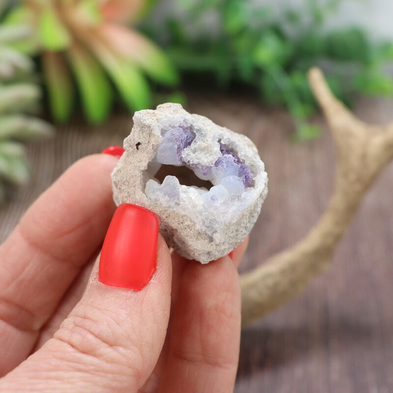Chalcedony Geode - Etsy