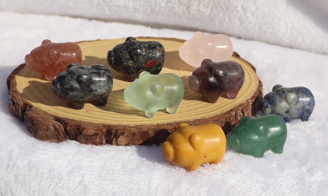 Mini Crystal Pig Carving: Collectible Stone Figurine - Etsy