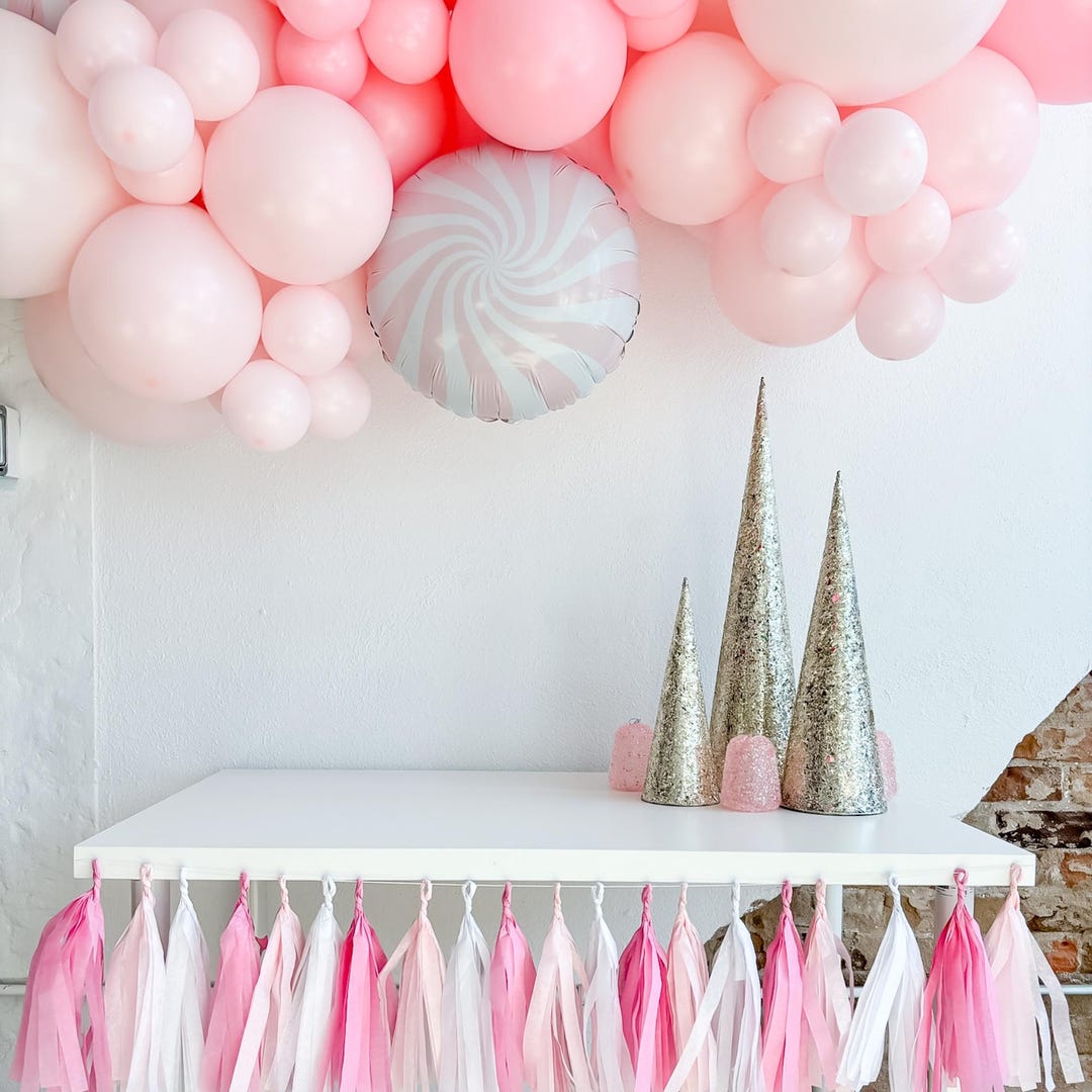 Pinkmas Backdrop, Friendsmas Balloon Arch, Pink Garland, Christmas ...