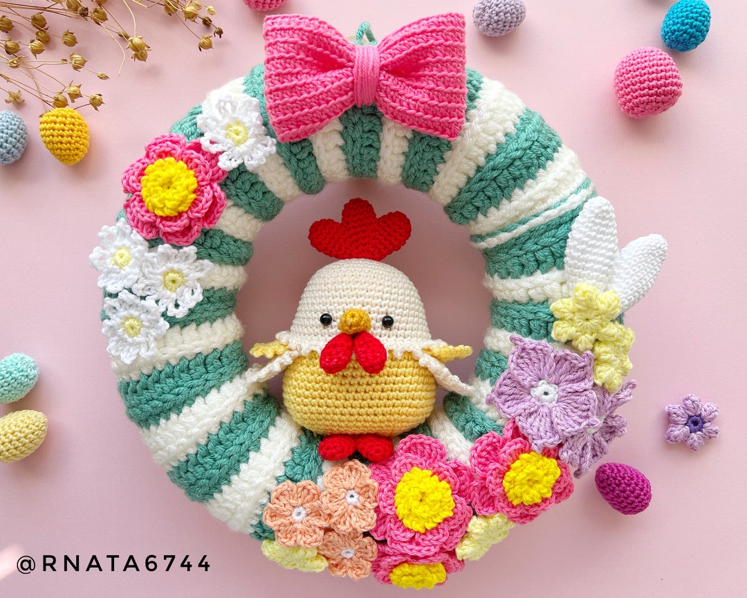 Crochet Easter Wreath With Chick and Flowers, Easter Door Decoration ...