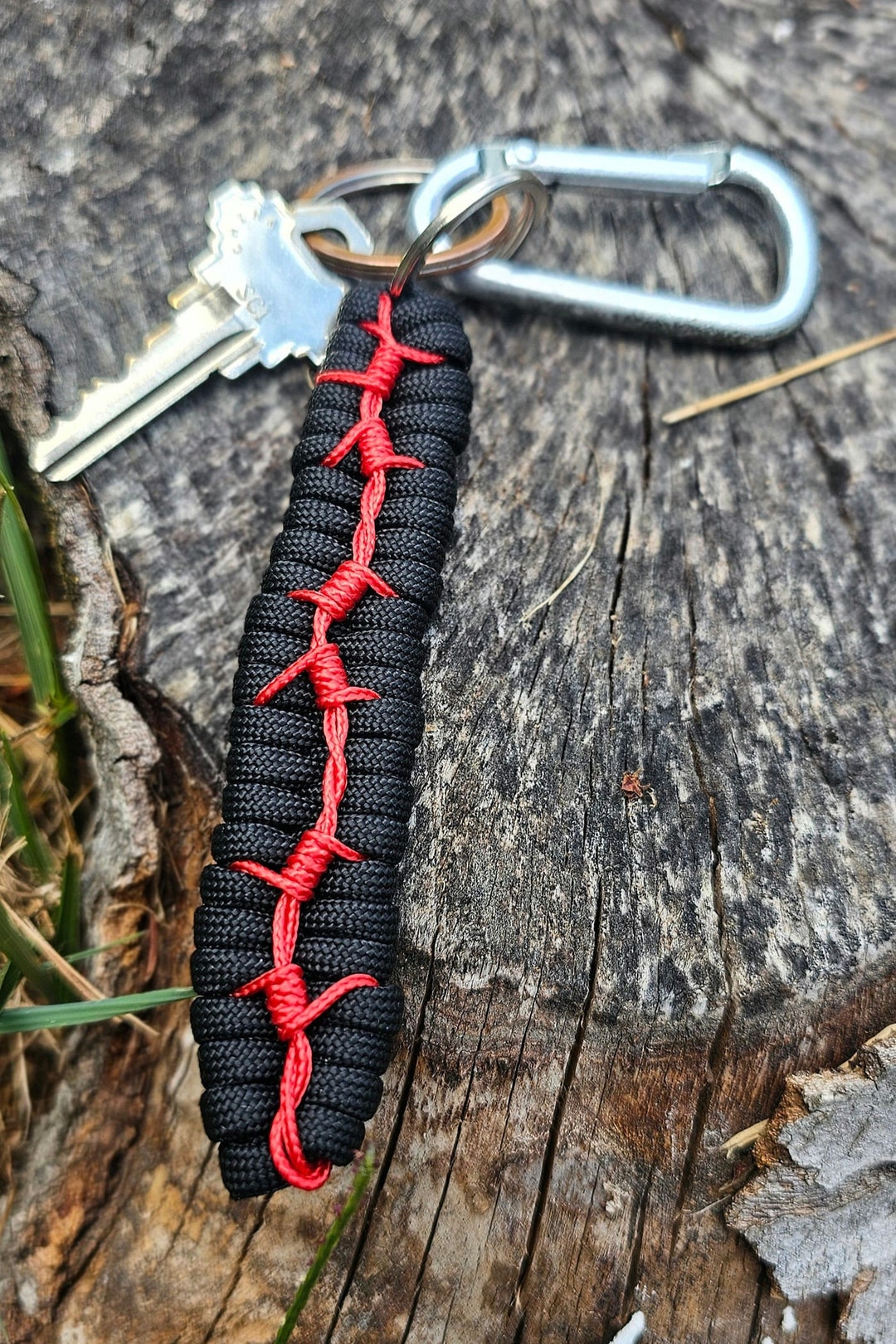 Barbed Wire Paracord Keychain, Stitched With Micro Cord Key Fob Lanyard ...