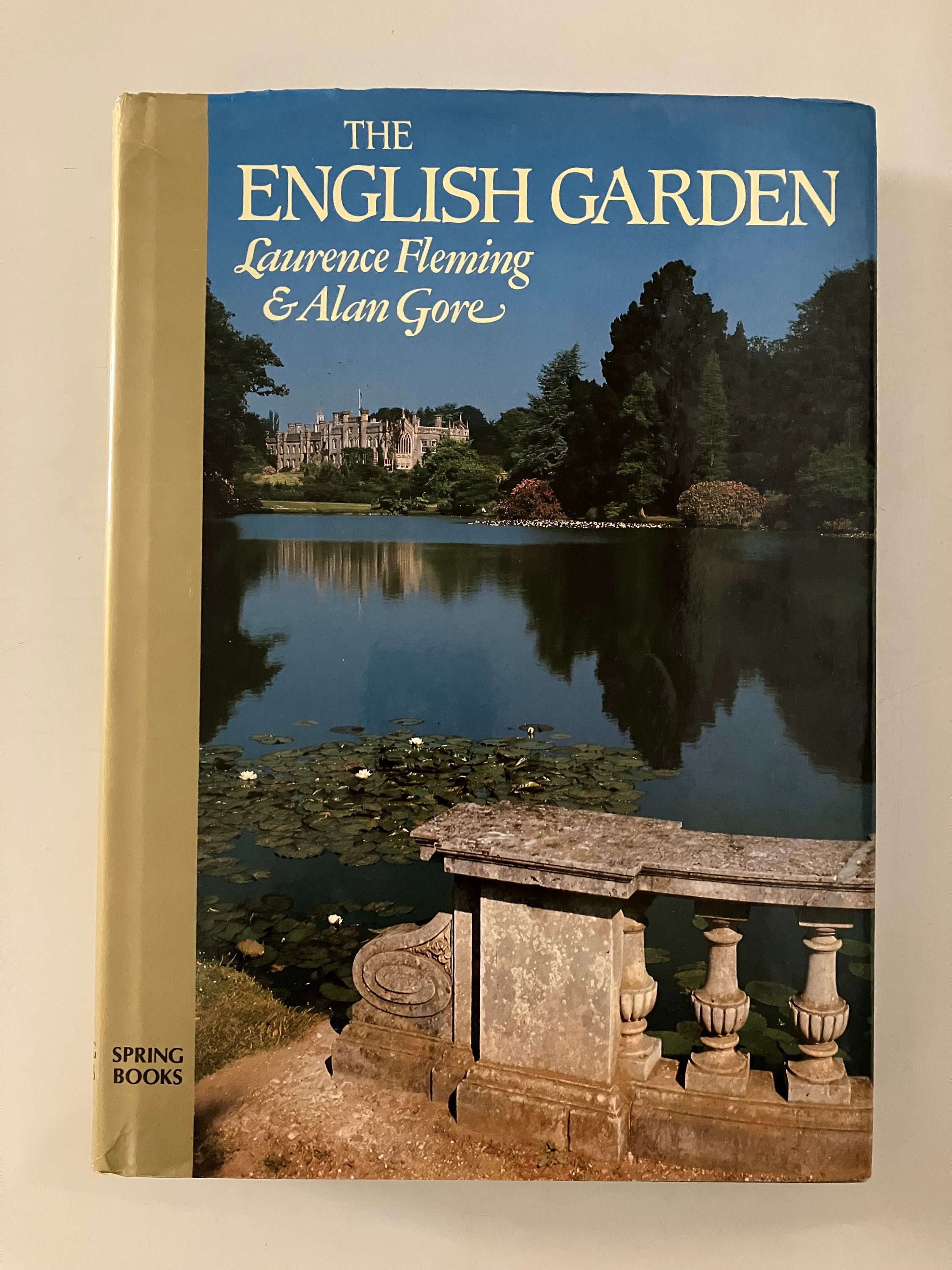 The English Garden by Laurence Fleming and Alan Gore (1988). Vintage ...