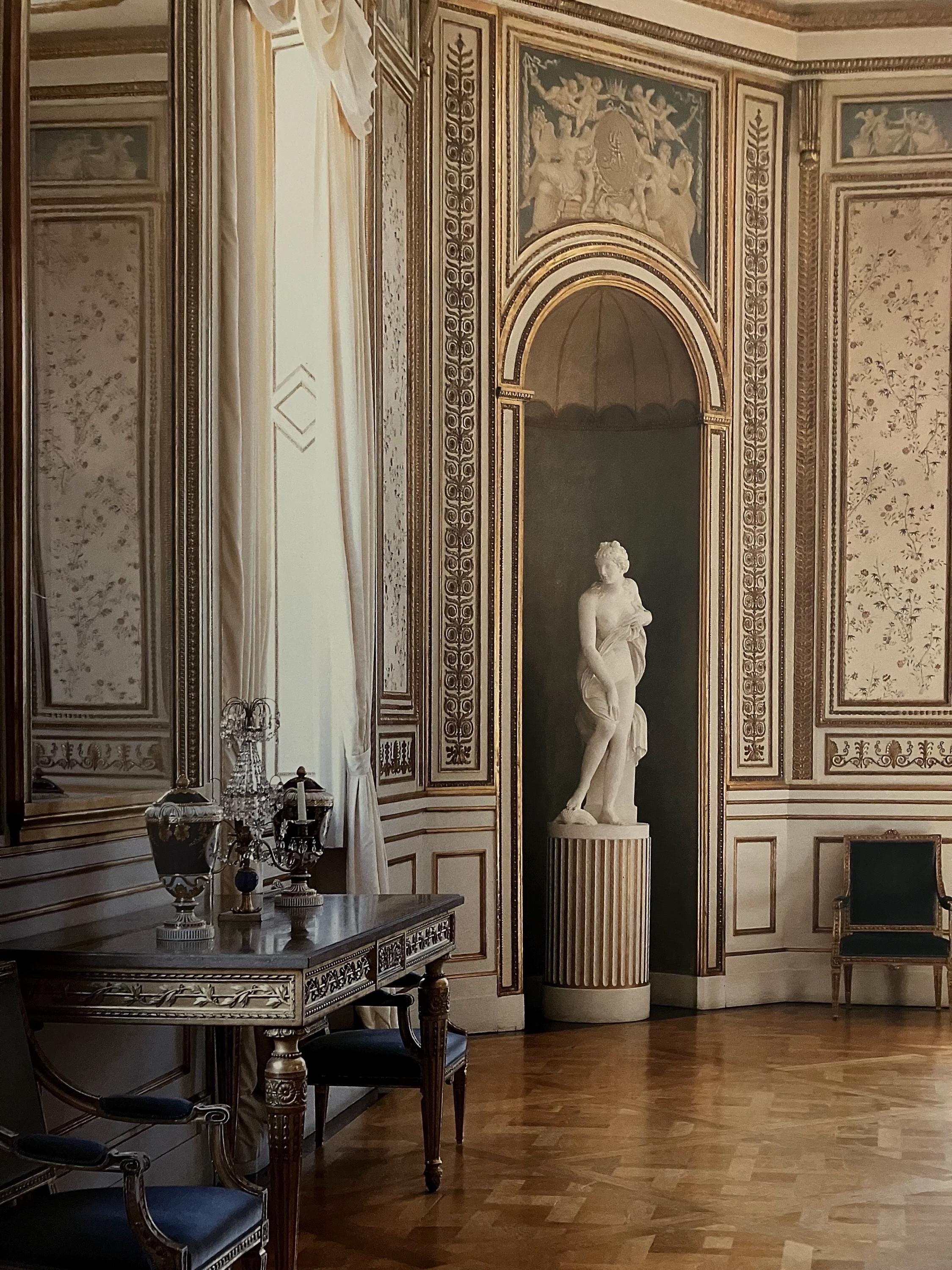 Neoclassicism in the North: Swedish Furniture and Interiors 1770-1850 ...