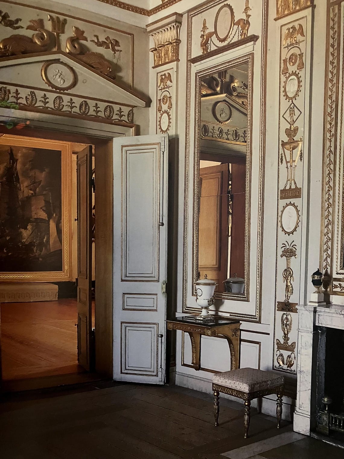Neoclassicism in the North: Swedish Furniture and Interiors 1770-1850 ...