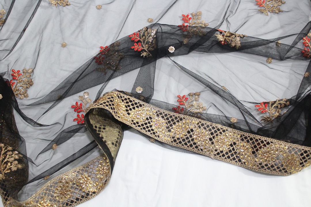 Black Net Dupatta With Golden Sequins Motifs Black Net Dupatta Kundan ...
