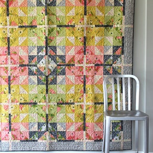 Quilt Pattern (downloadable Digital PDF) of FARMHOUSE CROSSING Quilt by ...