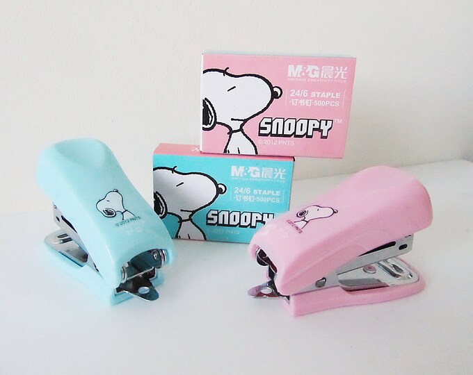 Snoopy Peanuts Charlie Brown Cute Kawaii Kitsch Mini Stapler and ...