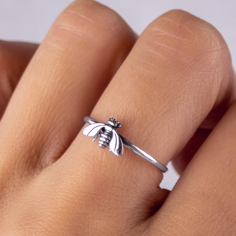 Silver Bee Ring - Etsy