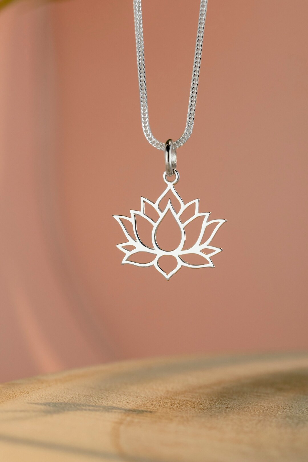 925 Sterling Silver Lotus Pendant - Lotus Necklace in Silver - Etsy
